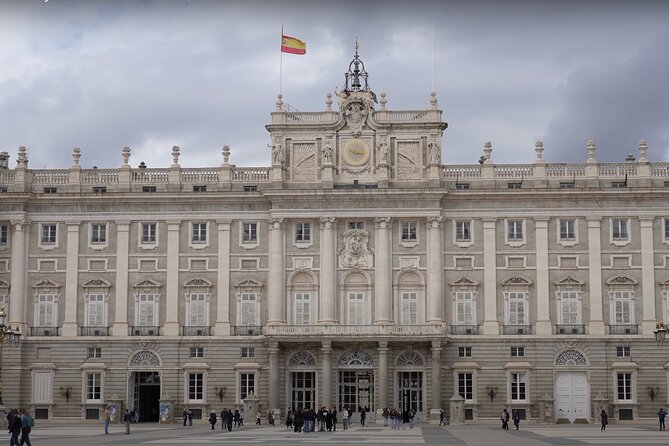Madrid Royal Palace Tour - Semi private - Key Points