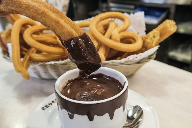 Madrid Segway Tour With Chocolate and Churros - Churros and Chocolate Indulgence