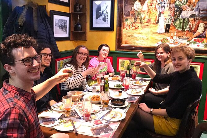 Madrid Tapas and Mysteries Walking Tour With Private Option and Pub Crawl - Culinary Delights: Tapas and Drinks