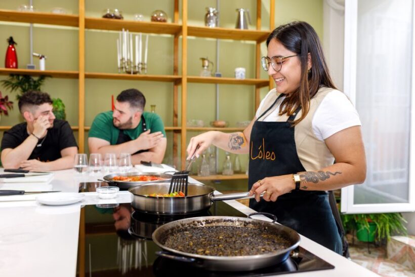 Madrid: Tapas & Paella Cooking Class with Expert Chef - What Makes This Cooking Class Stand Out