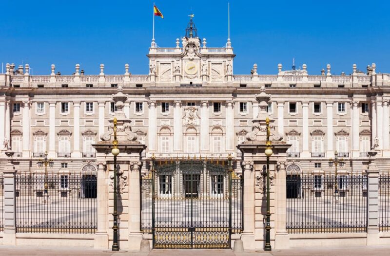 Madrid: The Royal Palace Skip-the-line Guided Tour - Key Points