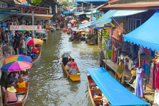 Maeklong Railway and Damnoen Saduak Floating Market Tour - The Quirky Mae Klong Railway Market