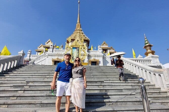 Maeklong Railway Market & Damnoen Saduak Market Paddle Boat Tour - FAQ