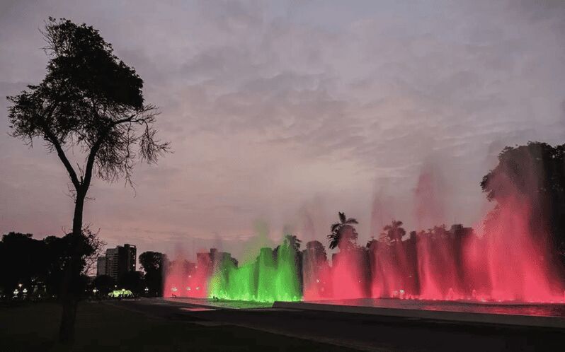 Magic Fountains Park - Light Show & Bohemian Barranco Tour - Authentic Insights from Visitors