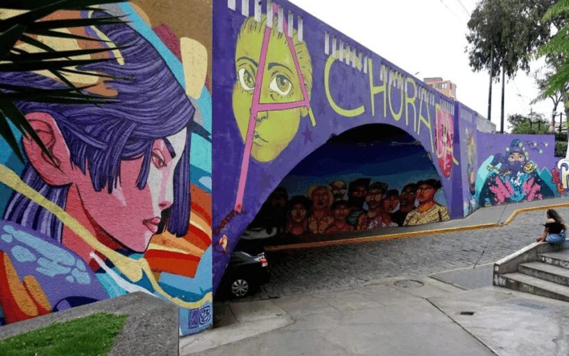 Magic Fountains Park - Light Show & Bohemian Barranco Tour - FAQs