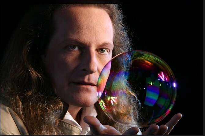 Magic Up Close Early Show at Las Vegas Magic Theater - Accessibility and Logistics