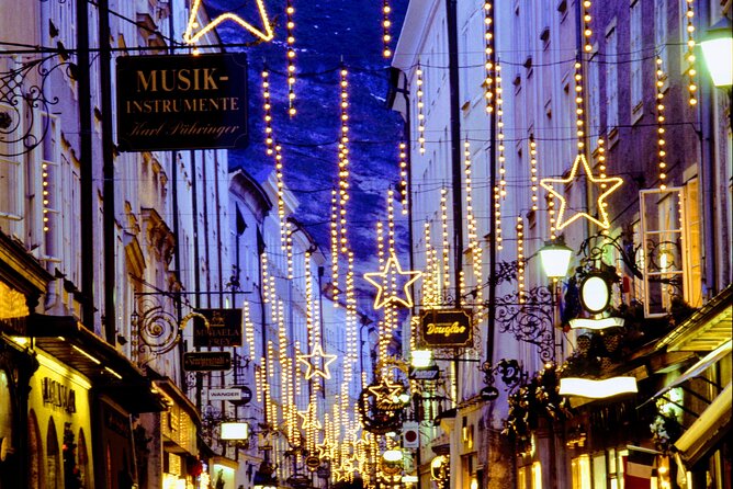 Magical CHRiSTMAS MARKETS: Salzburg & Berchtesgaden EXCLUSiVE TOUR from Munich - Border Crossing and the Scenic Drive to Berchtesgaden