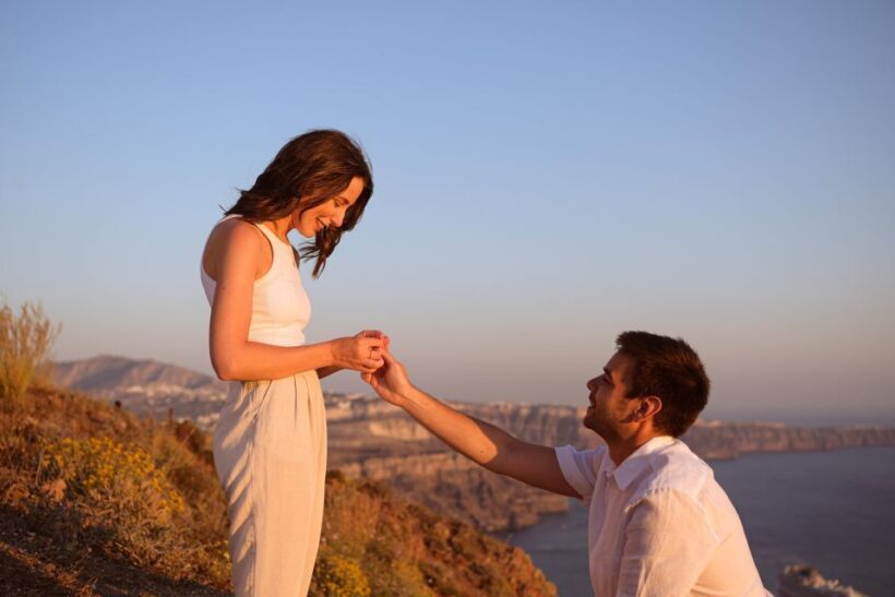 Magical Proposal Photoshoot in Santorini - Who Should Consider This Experience?