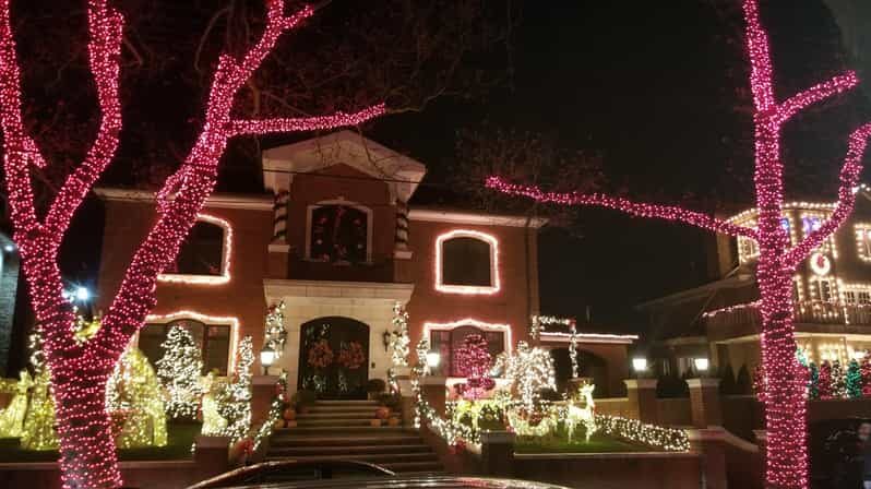 Magnificent Christmas Lights Tour of Dyker Heights Brooklyn - Introduction