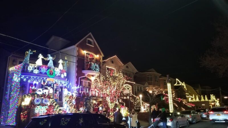 Magnificent Christmas Lights Tour of Dyker Heights Brooklyn - The Sum Up: Who Should Consider This Tour?