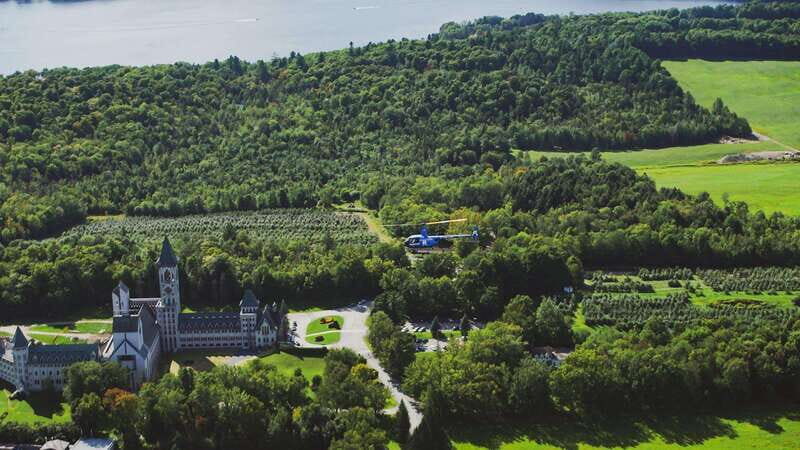 Magog : Guided Helicopter Tour - Exploring the Airborne View of Magog and Beyond