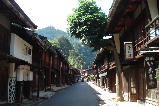Magome & Tsumago Nakasendo Trail Day Hike With Government-Licensed Guide - Why Choose This Hike