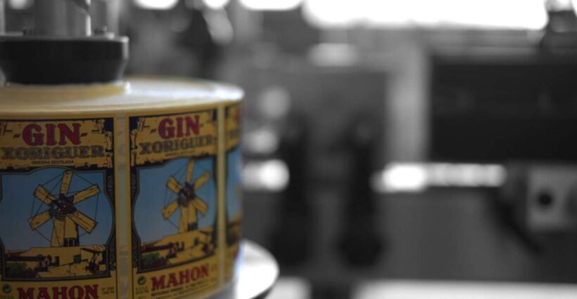 Mahón: Gin Distillery Tour with Tasting & Appetizers - The Details That Matter
