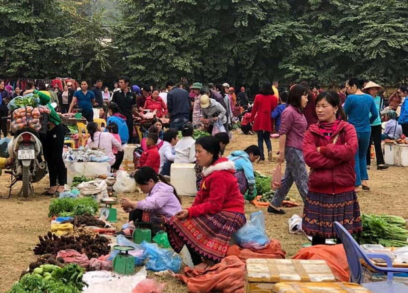 Mai Chau: 2-Day Trip with Trekking, Cycling, Food & Homestay - The Morning Trek and Hidden Corners