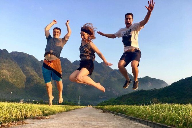 Mai Chau Getaway 1 Day from Hanoi - Small Group - Limousine bus - FAQs
