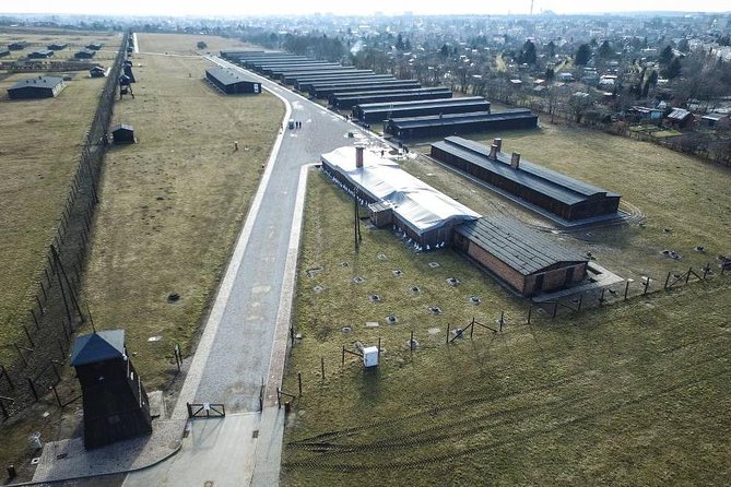 Majdanek - German camp from II World War - Private Tour - 1 DAY TRIP FROM WARSAW - Exploring the Exhibitions: What You’ll See