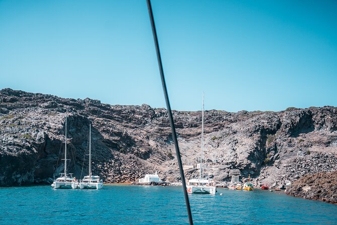 Majestic Catamaran Caldera Cruise With Snacks, Meal & Drinks - Onboard Amenities for Ultimate Comfort