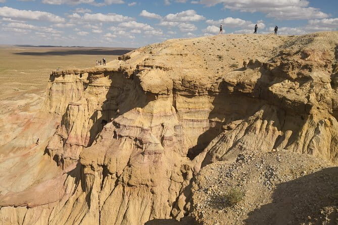 Majestic Gobi Desert with overnight in Terelj NP (incl. Chinggis Khan Statue) - Key Points