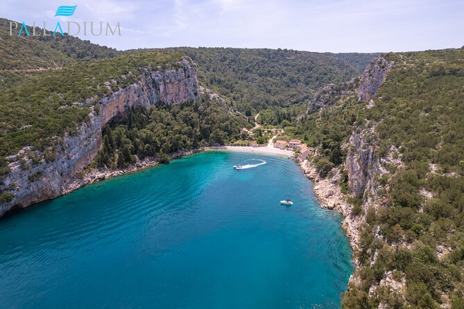 Makarska: 3 Island Speedboat Tour with Little Blue Cave & Lagoon - What’s Included and What’s Not