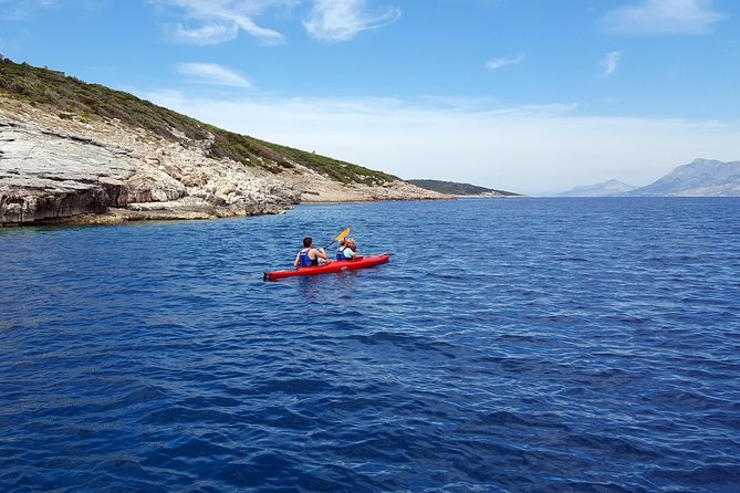 Makarska Riviera kayak tour. - The Equipment and Inclusions
