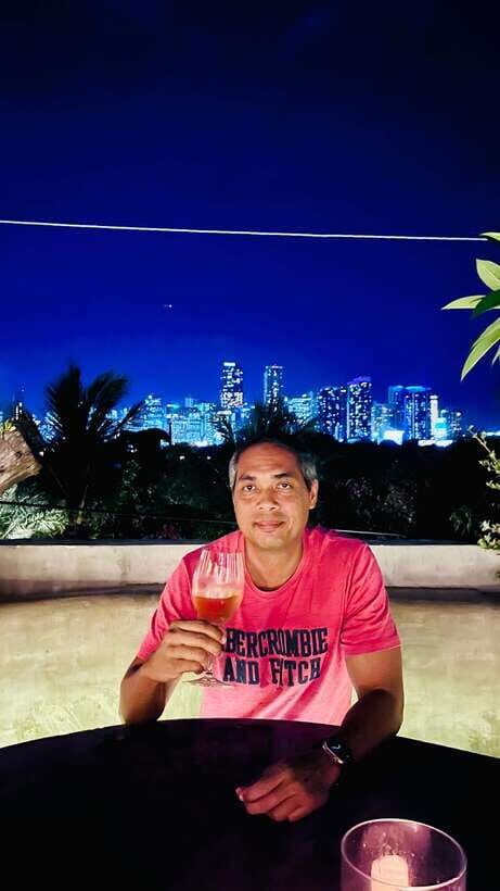 Makati Rooftop Barhopping with Local Guide - Who Should Consider This Tour?