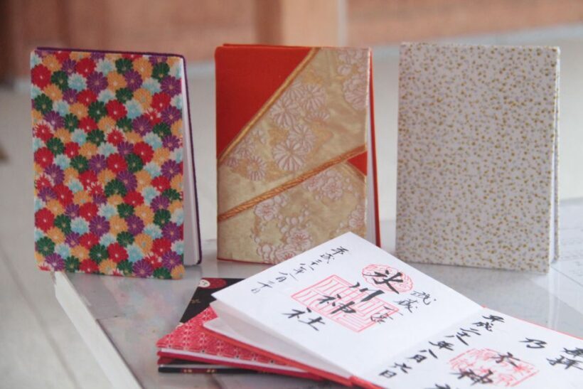 Make a temple stamp book with artist - Key Points