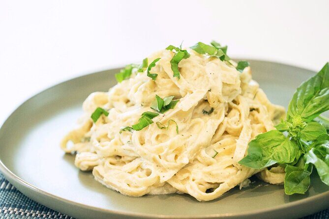 Make Alfredo Pasta at a Local Brewery in Phoenix - A Closer Look at Making Alfredo Pasta at a Local Brewery in Phoenix