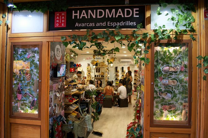Make Authentic Espadrilles in Seville Review - Booking and Cancellation Information