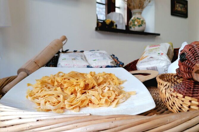 Make Green Lasagna in a Real Italian Home in Los Angeles - An In-Depth Look at the Experience