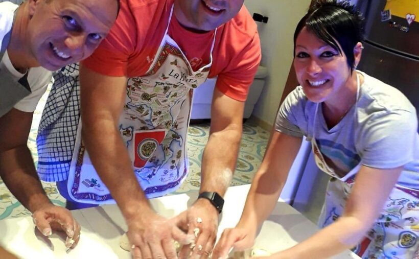Make Neapolitan Pizza With A View Of Naples Like No Other - Key Points