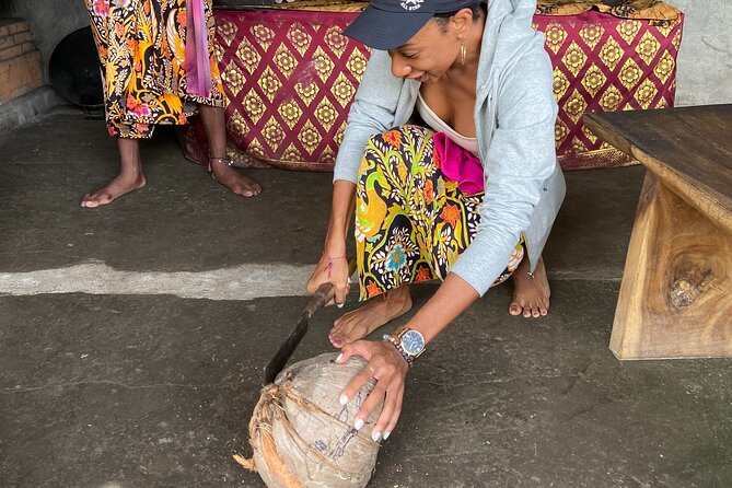 Make Traditional Bali Coconut Oil with a Balinese Family - What You Can Expect: The Day in Delodsema