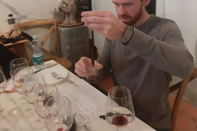 Make your bland bottle and cork Your wine in center of Florence - FAQ