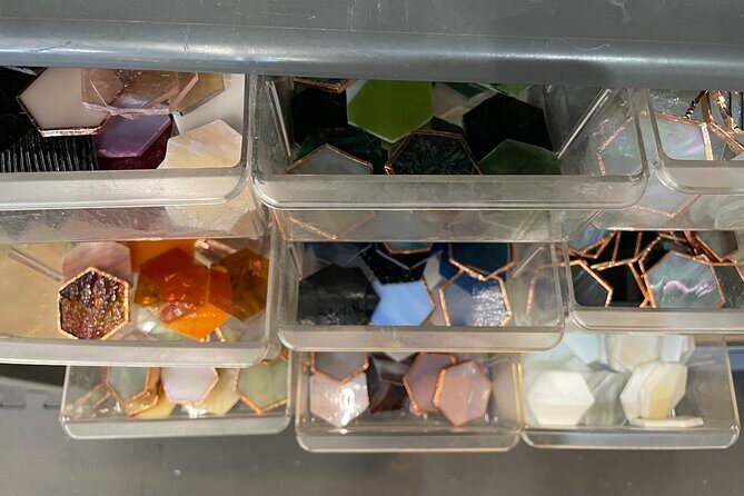 Make Your Own Stained Glass Honeycomb - Introduction: A Creative Stop in Santa Fe