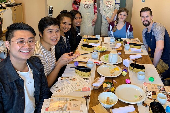 Making a Bento Box With Cute Character Look in Japan - Character Design and Decoration