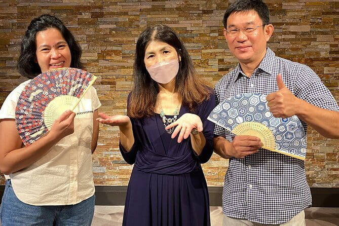 Making traditional Japanese cultural fans in Tokyo - A Closer Look at the Fan-Making Experience