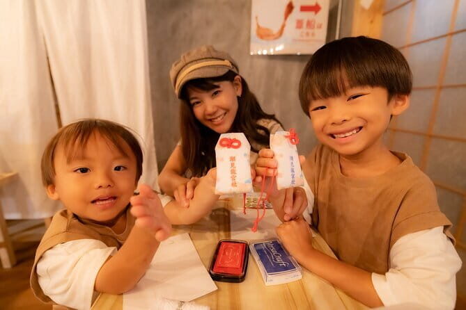 Making traditional Japanese cultural fans in Tokyo - The Value of Handmade in Tokyo