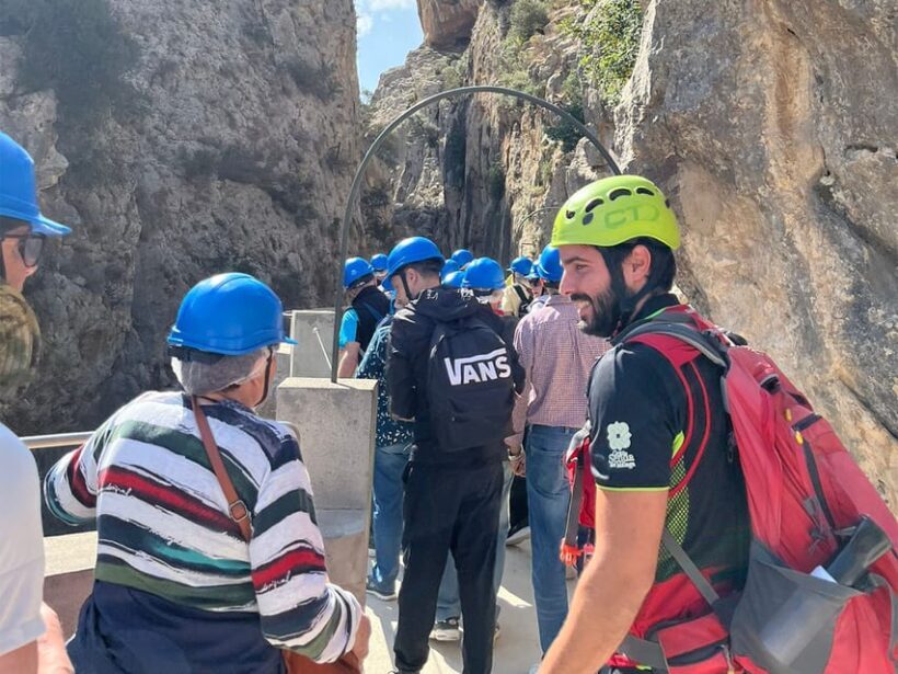 Málaga: Caminito del Rey Guided Tour with Transportation - Breaks and Logistics
