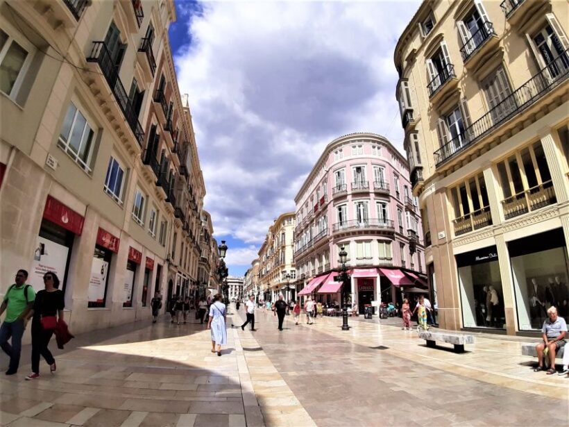Malaga: group walking tour - Malaga: Group Walking Tour – A Walk Through History and Art
