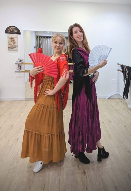 Málaga: Learn to dance flamenco rumba in 45 minutes - FAQs