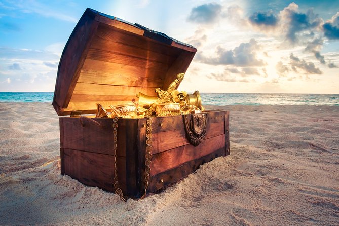 Málaga: Private Sightseeing Treasure Hunt - Exploring Málagas Hidden Gems