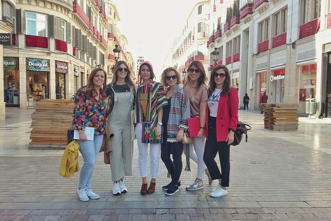 Málaga: Private Sightseeing Treasure Hunt - The Personal Treasure Reveal at the End