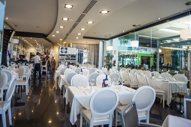 Malaga Sunset Cruise and Restaurant Dinner - Authenticity and Experience Quality