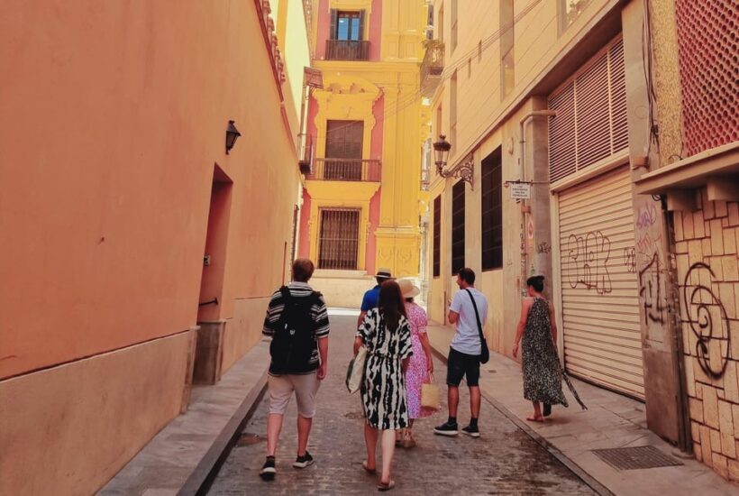 Malaga: Tapas Tasting Tour - The Experience for Different Travelers