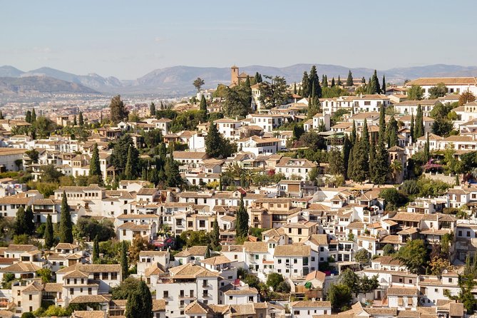 Malaga to Granada trip with Alhambra tickets included - FAQ