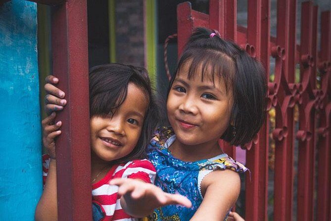 Malang local life kampong walking tour - city highlights in between // 4 - 6 hrs - A Genuine Look at Malang’s Neighborhoods