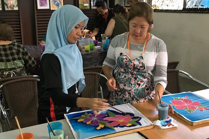 Malaysian Batik Experience-Handkerchief - FAQ