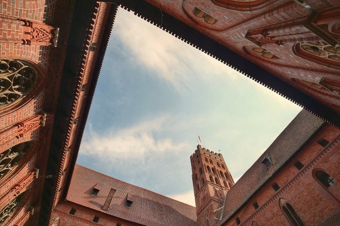 Malbork Castle Regular Audioguided Tour - Itinerary and Inclusions