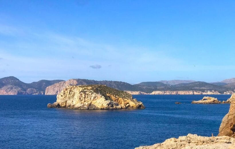Mallorca: 2-Hour Coastline & Malgrat Islands Catamaran Tour - A Closer Look at the Experience