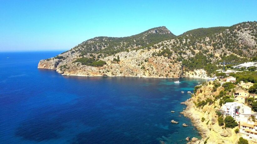 Mallorca: Catamaran Coastal Cruise with Lunch - An Honest Look at Mallorca’s Coastal Catamaran Cruise