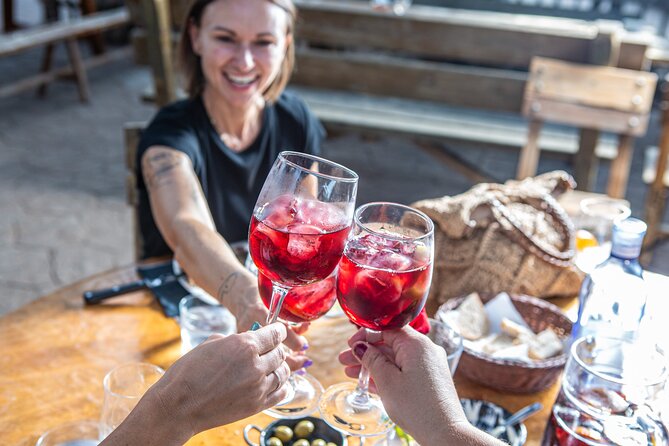 Mallorca Evening Tour: Horseback Riding, Dinner and Dance - Logistics and Inclusions